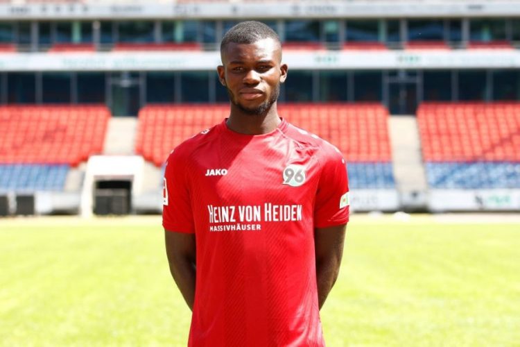 Ihlas Bebou : Parcours, coûts des transferts, rémunération et plus