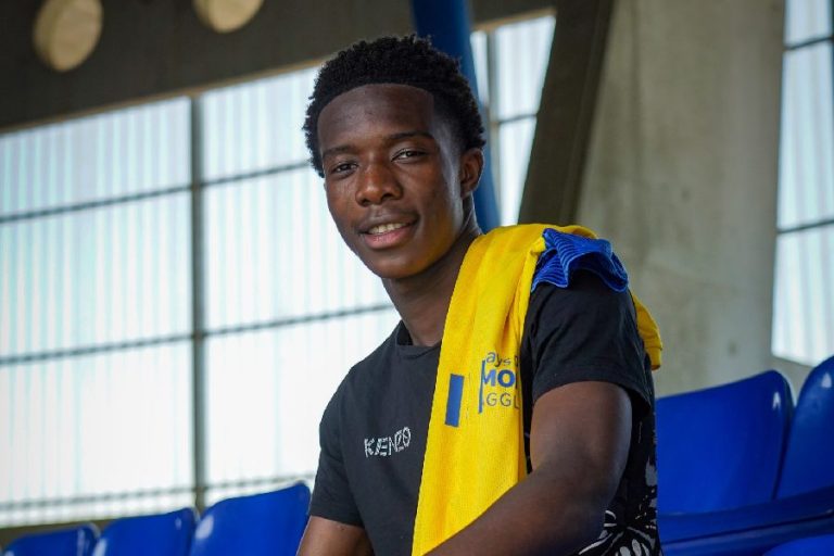 Officiel : Alex Daho signe son 1er contrat pro avec Sochaux | AfricaFoot