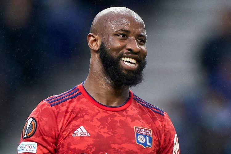 Al Ettifaq annonce la signature de Moussa Dembélé