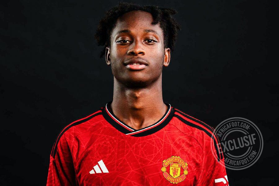 Sékou Kaba devrait signer pro à Manchester United | AfricaFoot