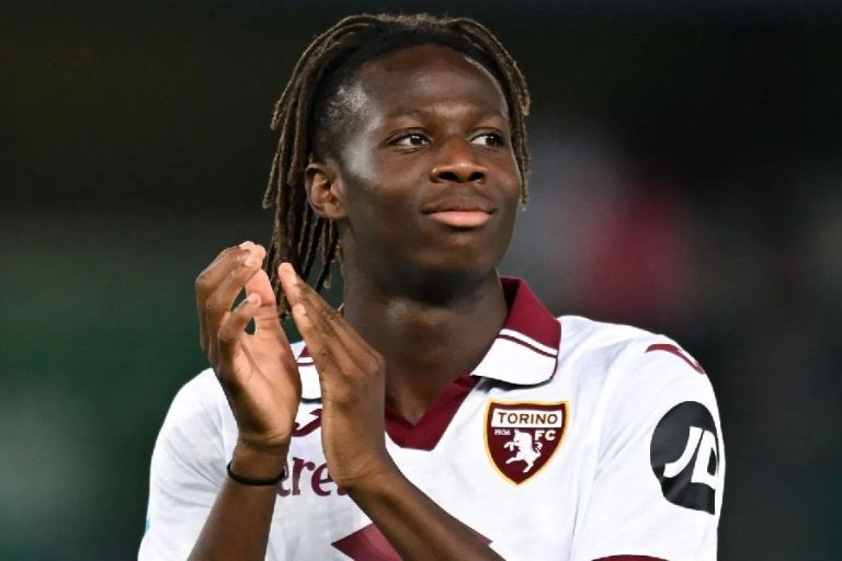 Torino va bientôt récompenser Alieu Eybi Njie de ses efforts | AfricaFoot