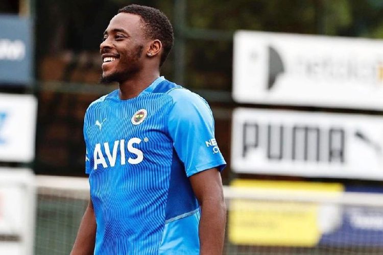 Déjà 3 courtisans en Premier League pour Bright Osayi-Samuel